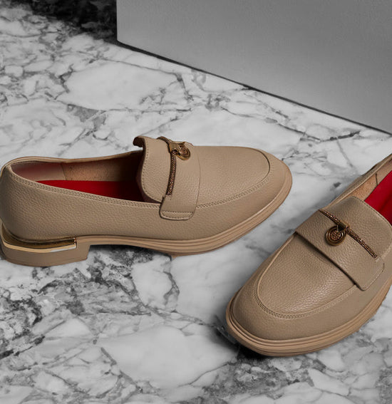 Move On | Trendy & Comfortable Footwear for Every Step